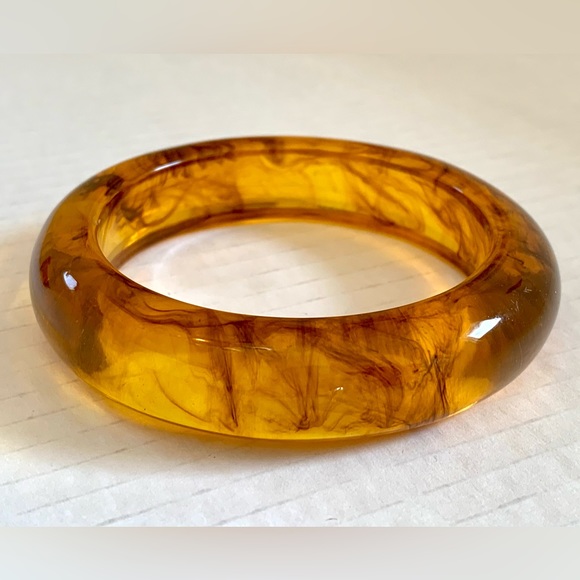Estate | Jewelry | Vintage 6s Amber Root Beer Swirl Lucite Plastic ...